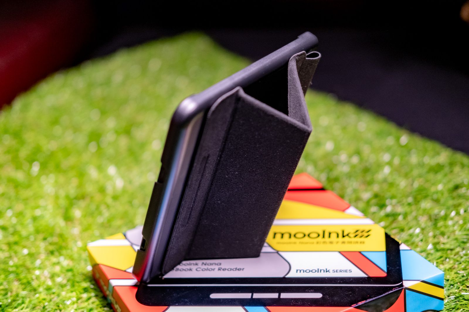 讀墨首款 7 吋彩色電子閱讀器 mooInk Nana，輕巧便攜好操作、適合新手入門-體驗評測 - 三創生活